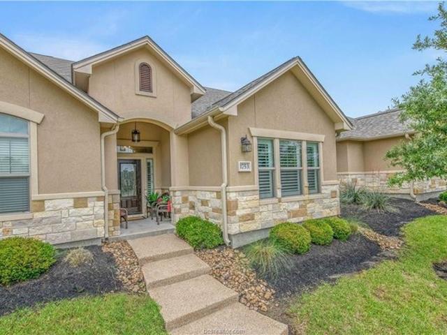 1753 Summit Crossing Ln, College Station, TX 77845