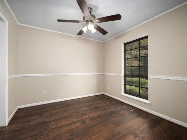1753 Tall Oak Circle