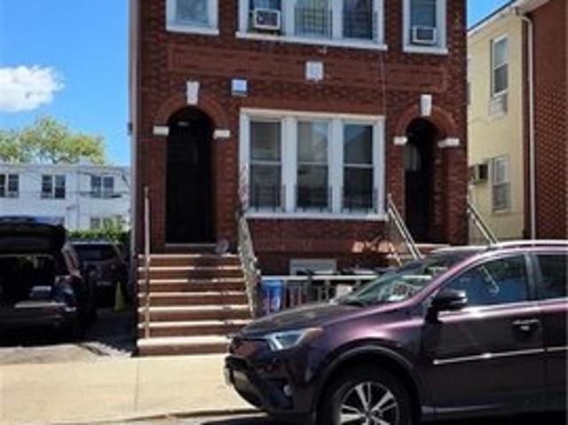 1753 W 1st St, Brooklyn, NY 11223