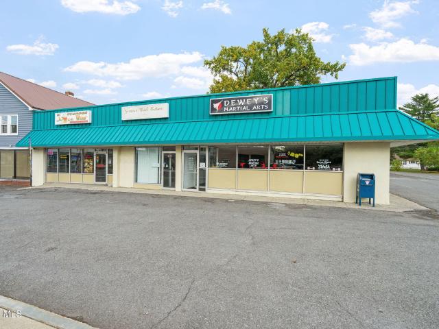 175 179 Columbia Turnpike