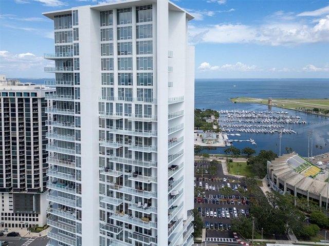 175 1st St S Apt 1801, Saint Petersburg, FL 33701