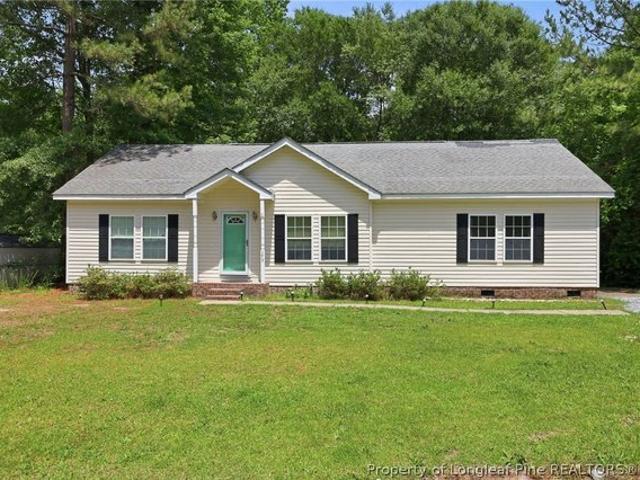175 Country Walk Ln, Sanford, NC 27332