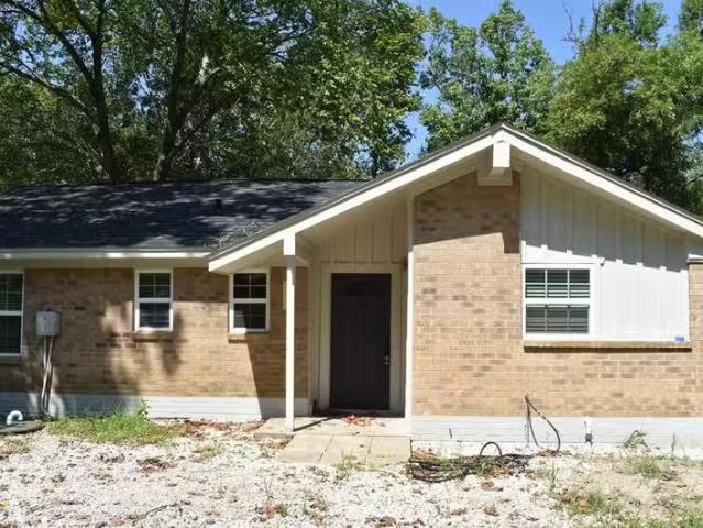 175 Co Rd 2431, Hull, TX 77564 MLS 72354961