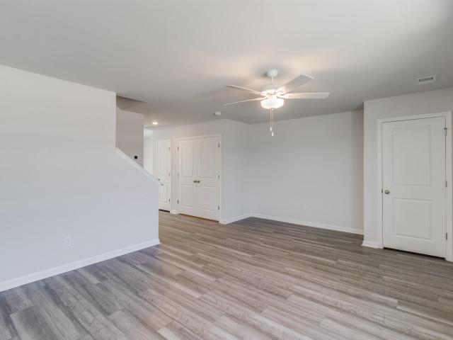 175 Carr Lane