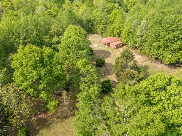175 Chickasaw Cv
