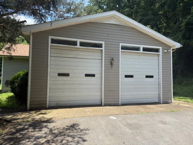 175 Angus Watts Rd