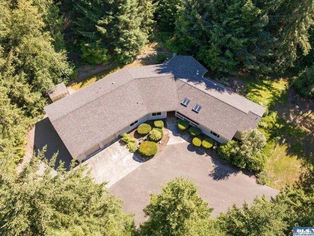 175 Alderview Dr, Port Angeles, WA 98362