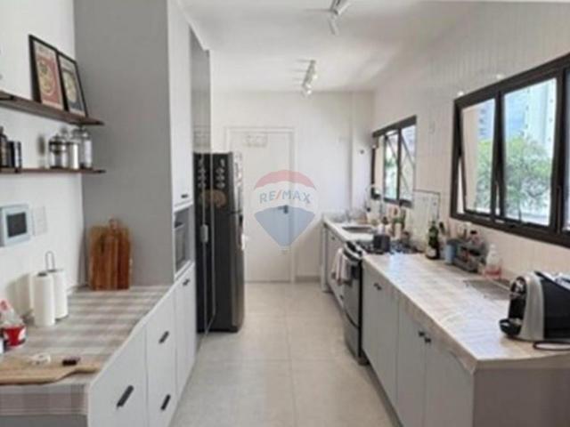 175 Área Útil Apartamento Alugar, 4 Dormitórios localizado em Alameda dos Tupiniquins, 285, Planalto Paulista, São Paulo, São Paulo, 04077000 | Brasil
