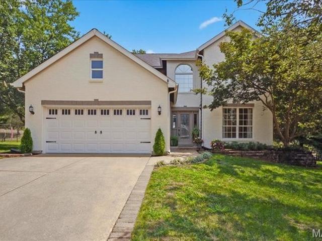 175 Beacon Point Ln, Wildwood, MO 63040