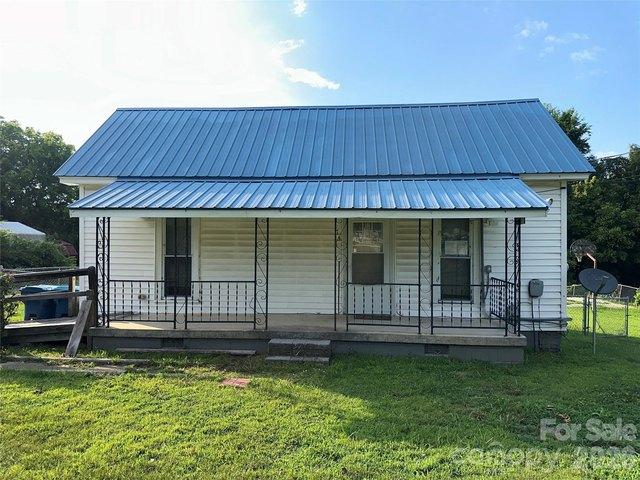 175 Grove St, Cooleemee, NC 27014