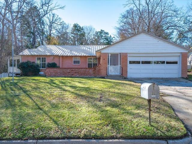 175 E Elm St, Canton, TX 75103