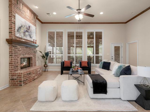 175 Empire Ct