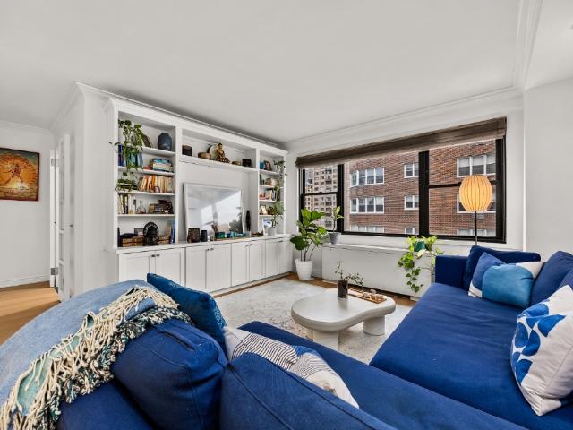 175 East 74th Street, New York, NY