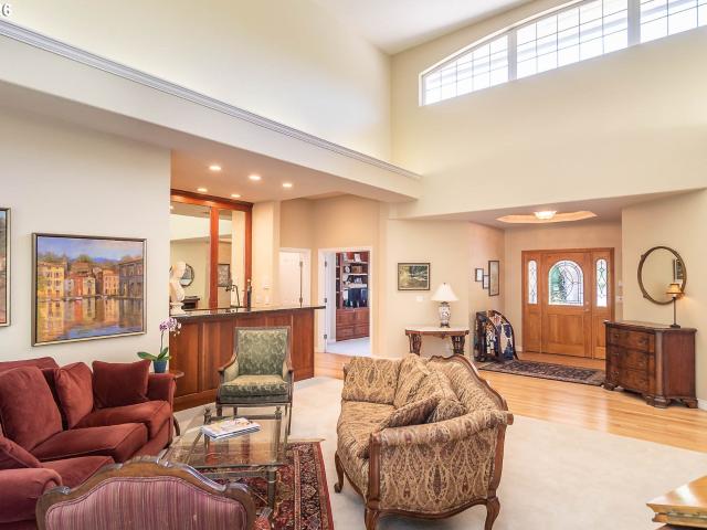 175 echo canyon ln