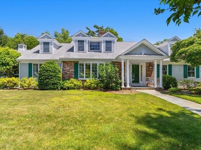 175 Hickory Hill Cir, Barnstable, MA 02655