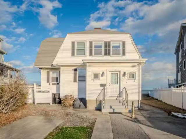 175 Hillside Avenue, Milford, CT 06460