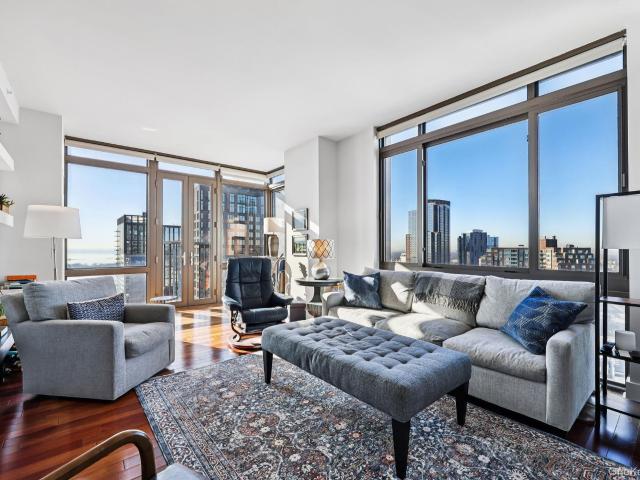 175 Huguenot Street 2503