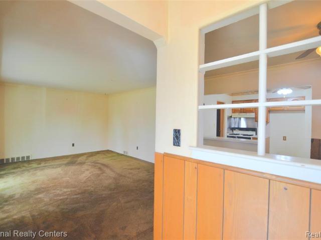 175 John Daly Street
