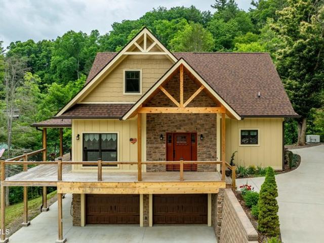 175 Lakeside Dr, Butler, TN 37640