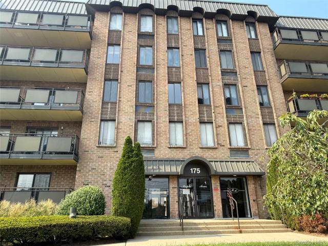 175 Maple Avenue 4H