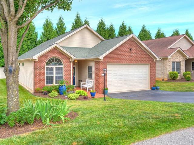 175 Melody Dr, Christiansburg, VA 24073