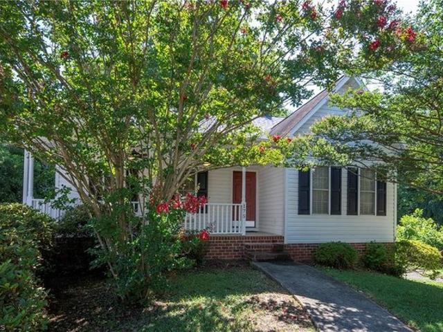 175 Miller Crossing Ct, Winston Salem, NC 27103