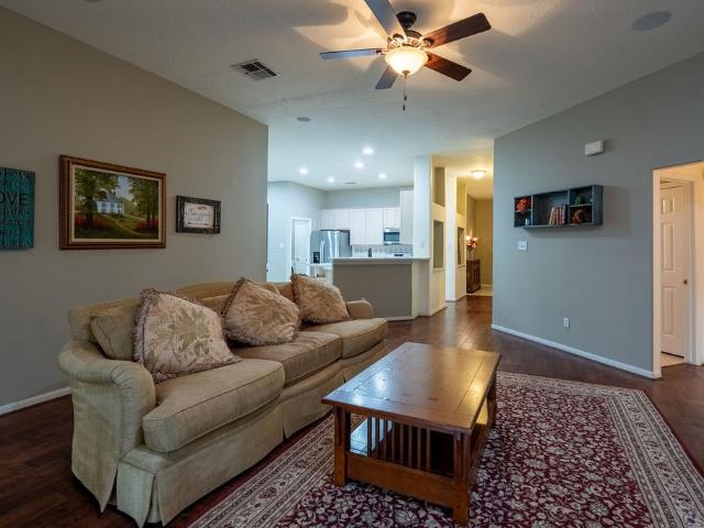 175 N Wimberly Way