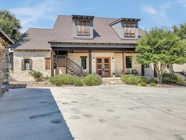 175 S Putting Park Dr, Fredericksburg, TX 78624