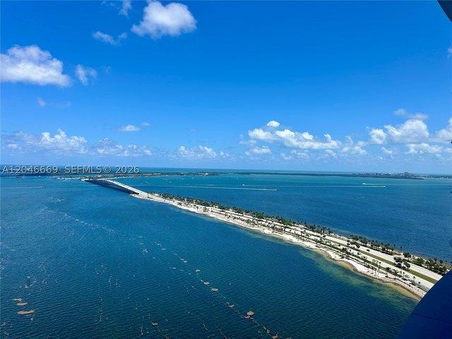 175 SE 25th Rd Apt 2804, Miami, FL 33129