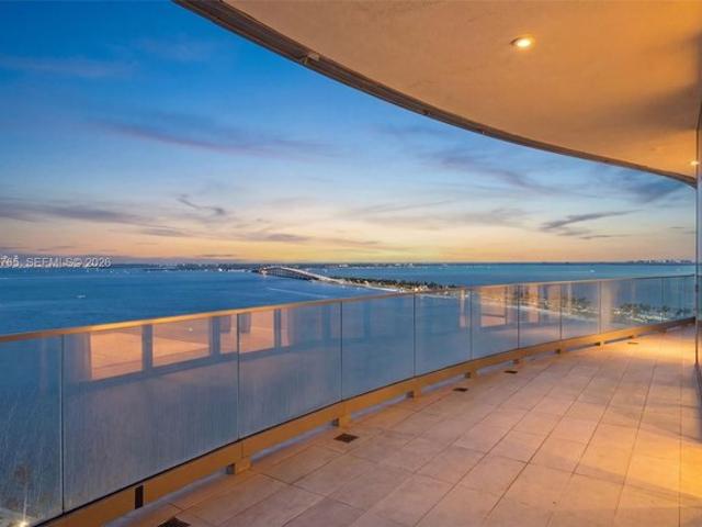 175 SE 25th Rd Apt 604, Miami, FL 33129
