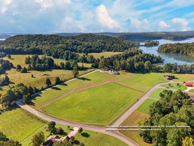 175 Spring Cove Ln, Spring City, TN 37381