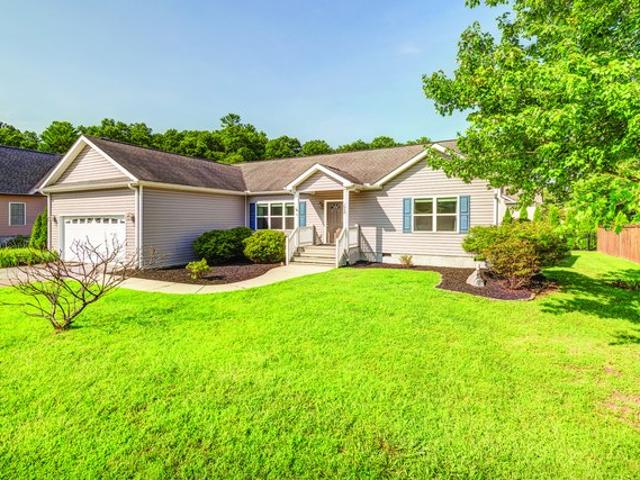 175 Springfield Meadow Dr, Etowah, NC 28729