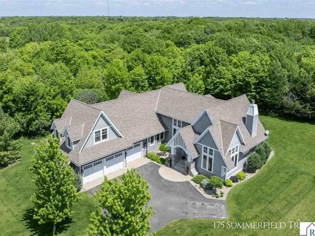 175 Summerfield Trl, Mankato, MN 56001