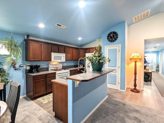175 river walk pl