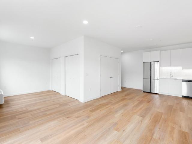 175 W 7th St, Unit 502, Bayonne, NJ 07002 | MLS #260001 | Compass