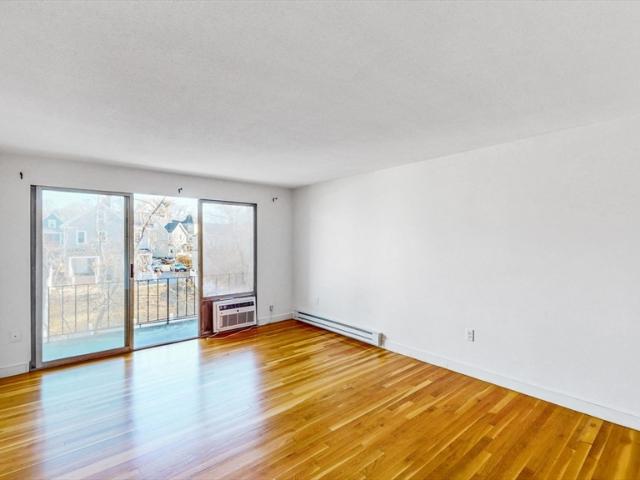 175 W Wyoming Ave, Unit 42, Melrose, MA 02176 | MLS #73460