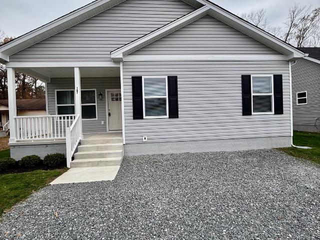 175 Wildwood Rd, Colonial Beach, VA 22443 | MLS #VAWE2010 | Compass