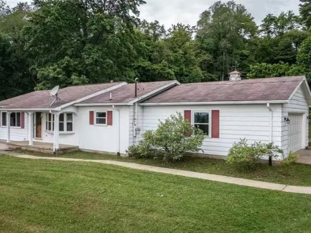 175 TOWER RD, JAMESTOWN, PA 16134 Single Family Residence For.