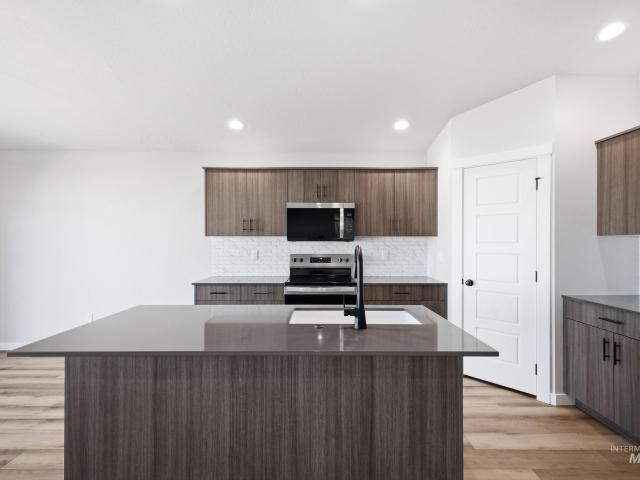17640 N Jackpine Way