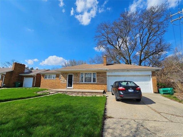 17641 Ego Ave, Eastpointe, MI 48021