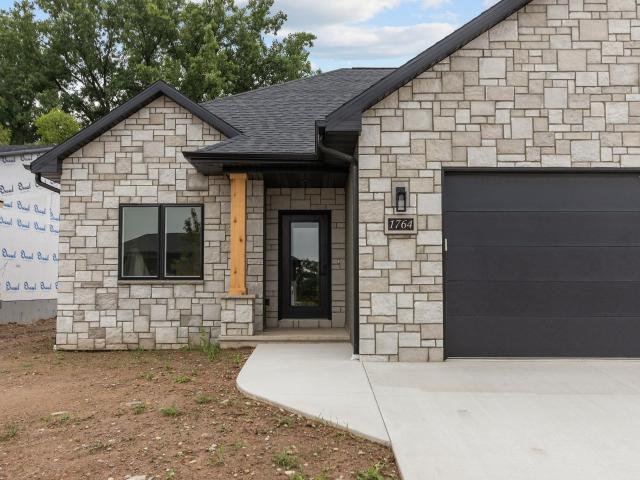 1764 bobby jones drive