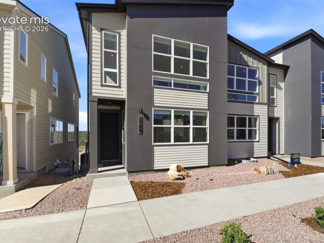 1764 Keystone Crest Lane