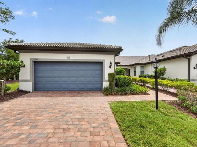 17658 Camden Dr, Bradenton, FL 34202
