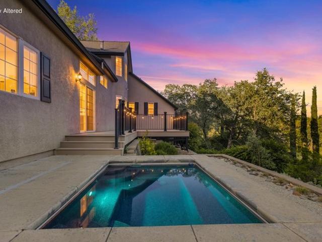 1765 Gold Hills Dr, Redding, CA 96003