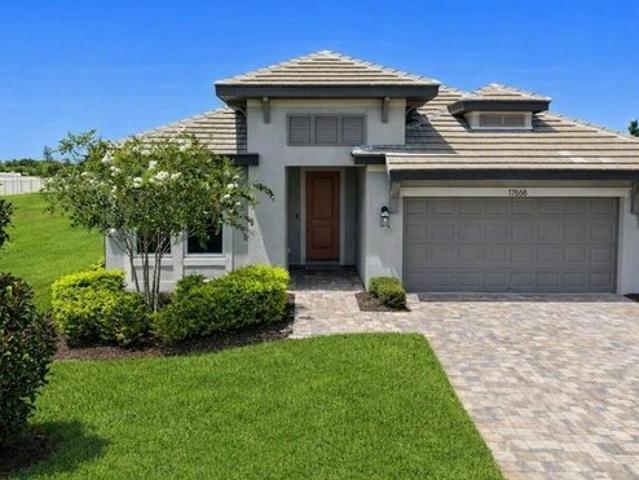 17668 Savory Mist Cir, Bradenton, FL 34211