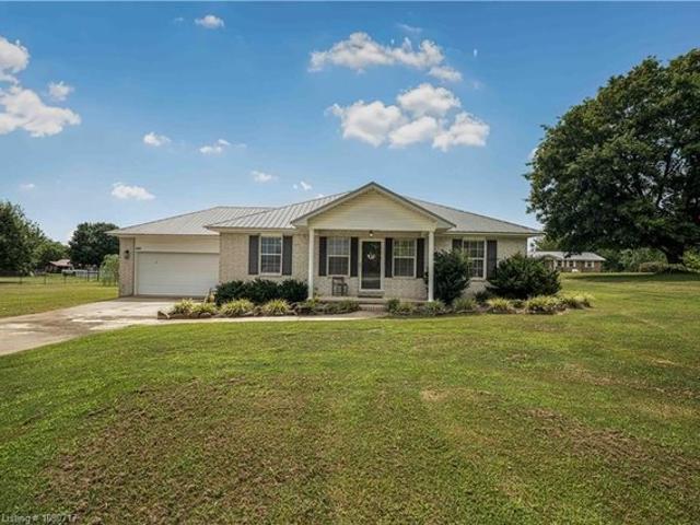 1766 N Main St, Waldron, AR 72958