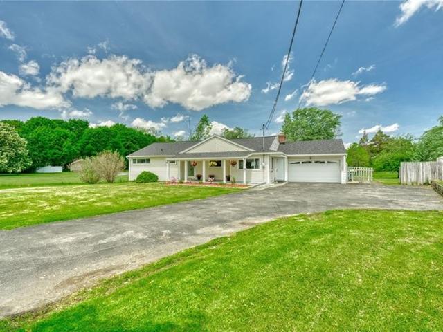 1766 Lehigh Station Rd, Henrietta, NY 14467