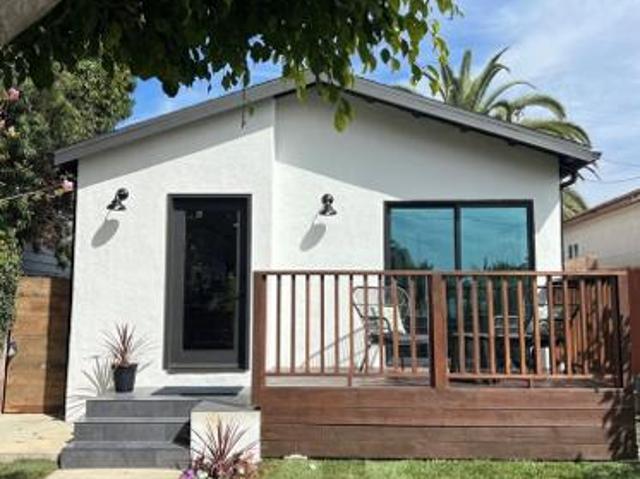 1766 Walgrove Ave, Los Angeles, CA 90066