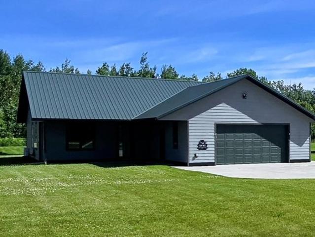 17670 Birch Dr NW, Angle Inlet, MN 56711