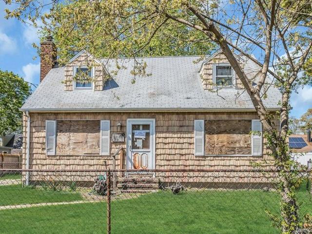 1767 Bushwick Ave, Merrick, NY 11566